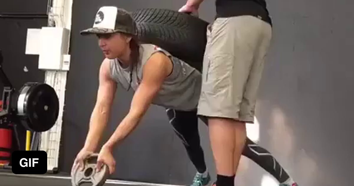 She's really tire'd by these pushups - 9GAG