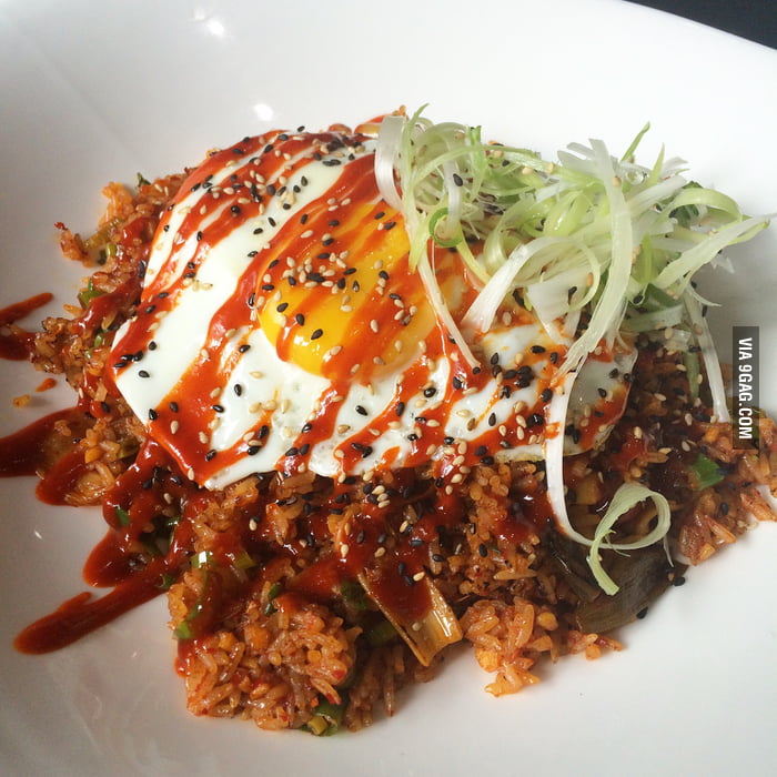 This is kimchi fried rice - 9GAG