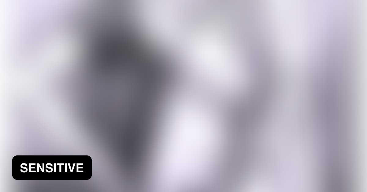 Elsa rubbing Anna to orgasm. (OC) - 9GAG