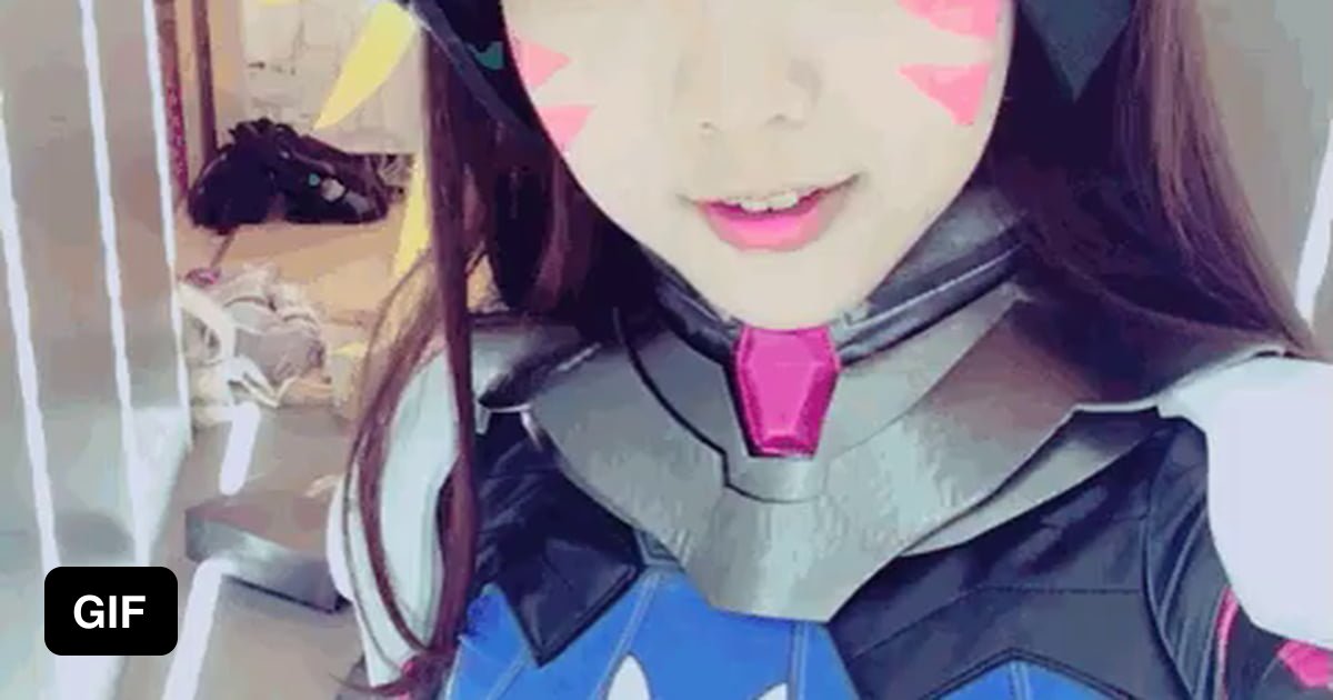 D Va Cosplay 9gag