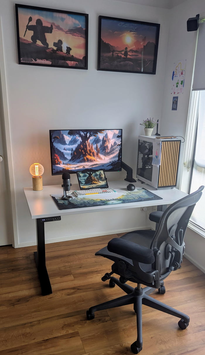 Mini Command Post - Work / Play - 9GAG