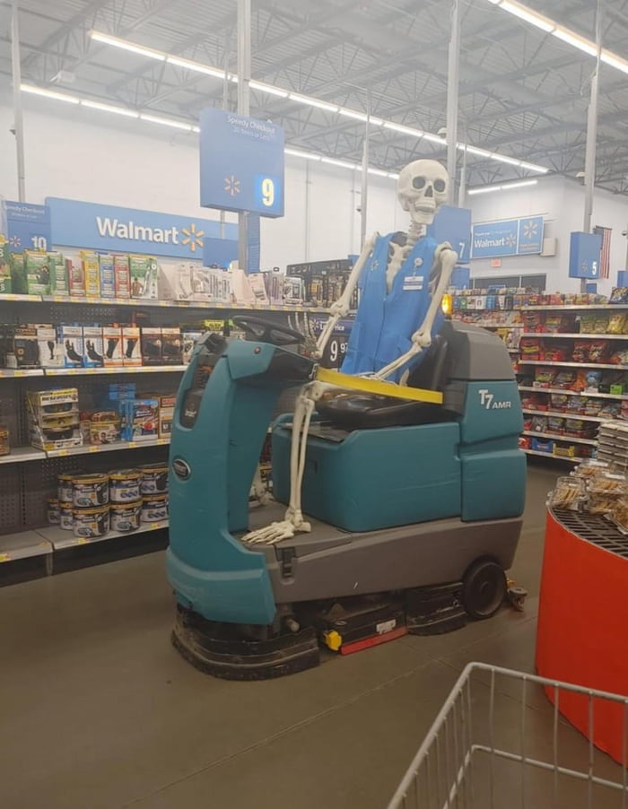 Working the graveyard shift💀 - 9GAG