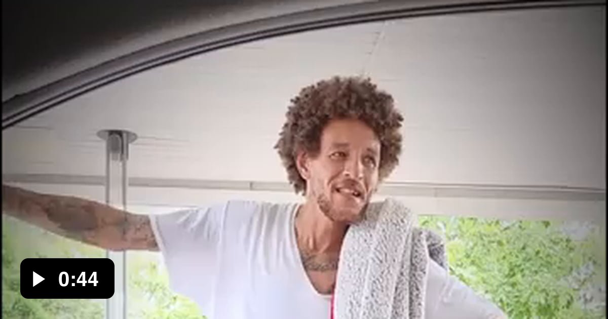 NBA Star to Homeless: The Tragic life of Delonte West - 9GAG