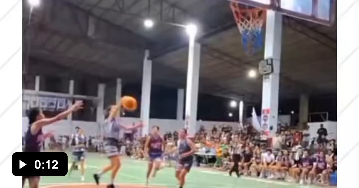 BGST SEHARUSNYA GUE YANG DI PELUK WOI ANJG (gak lupa dodorin celana dulu) - 9GAG