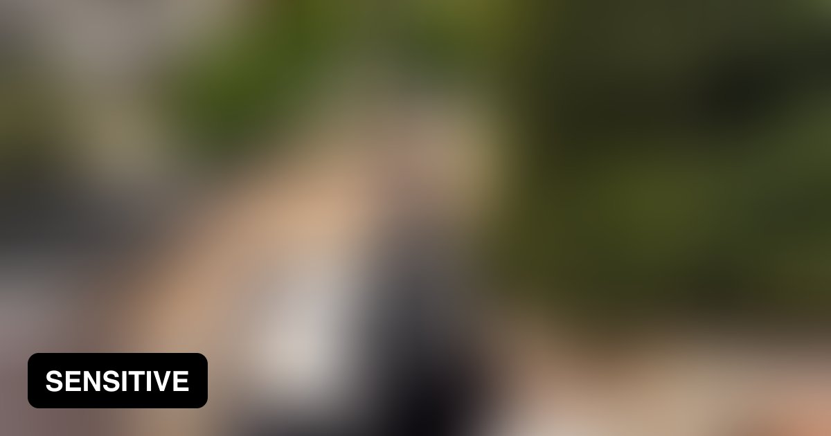 Hubert the Crow doing some recycling - 9GAG