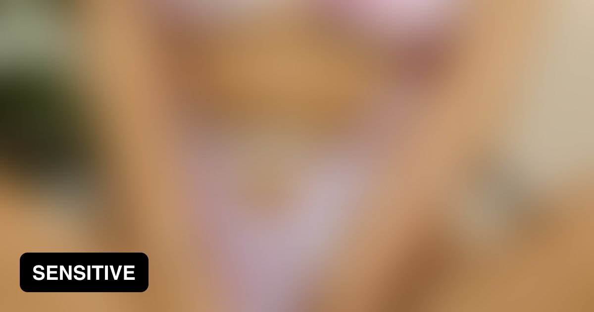 Blond and a rack - 9GAG