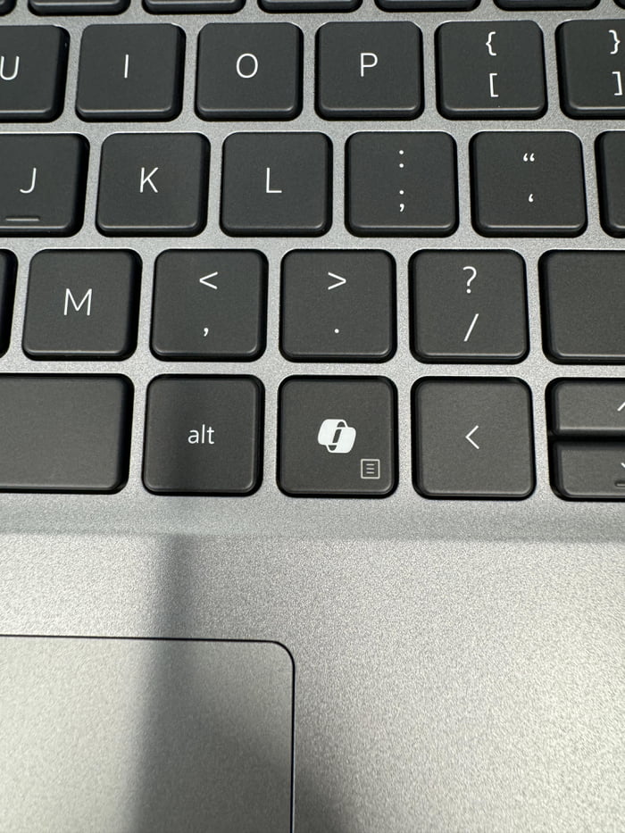 Dell is now sending out laptops with a copilot key. - 9GAG
