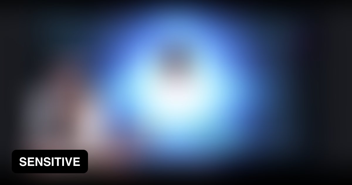 Streamer Girl Forgot she is Live. - 9GAG