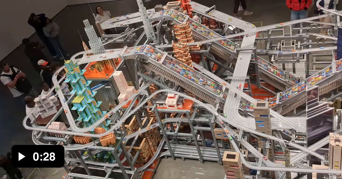 Metropolis II by Chris Burden at LACMA seen from above(different aspect ratio) - 9GAG