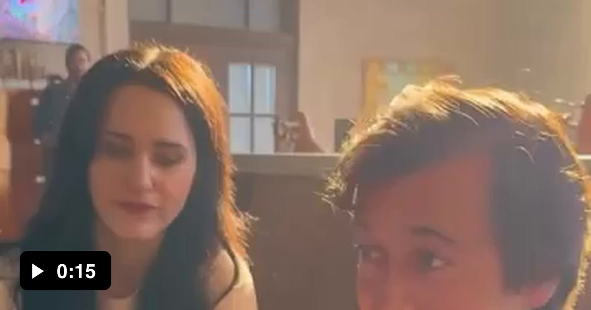 That moment you forget who you're talking to. - 9GAG