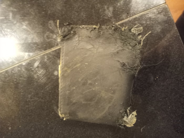 I hear you guys like old wallets? 22 years and what finally ended it ...