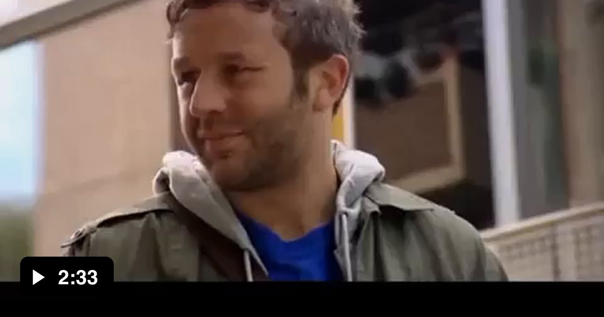 What kind of operating system does it use. - 9GAG