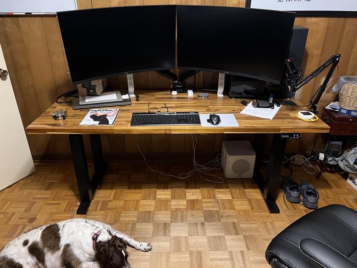 Flexispot base with Lowe’s butcher block top - 9GAG