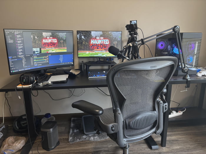 Esports/Streaming Setup - 9GAG