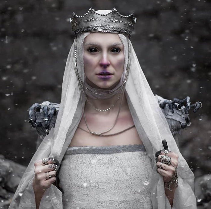 Elvanna, Witch-Queen of Irrisen by Alžběta Trojanová - 9GAG