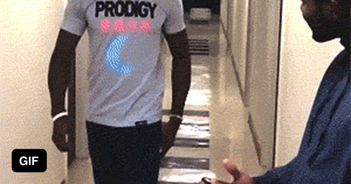 Flu season is here, protect yourself - 9GAG