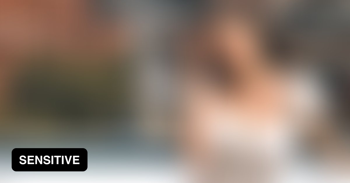 Left elbow broken - 9GAG