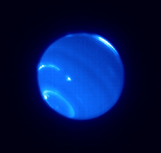 Image of Neptune captured by the Keck telescopes last week. - 9GAG