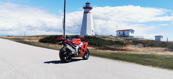 A picture of my first motorbike build 1999 Kawasaki zx6r g2 - 9GAG