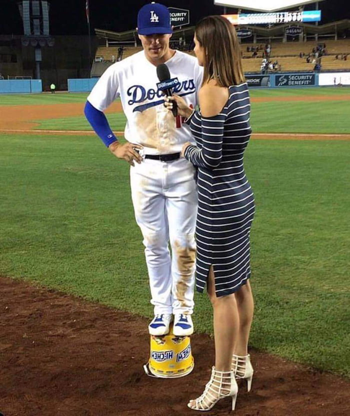 When A Guy Is 179 Cms Tall 9GAG