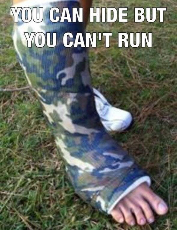 Creepy toes on grass - 9GAG