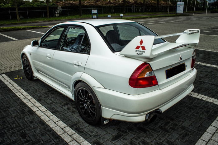 Lancer Evo VI - 9GAG