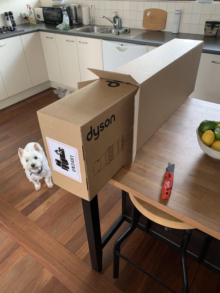 What’s the point of the ‘outer’ box? - 9GAG