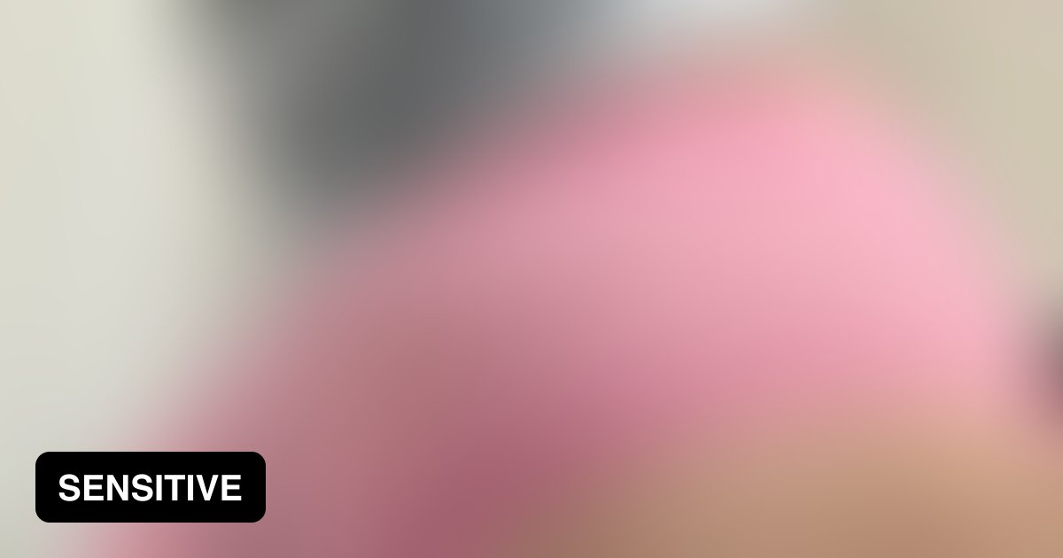 Petite & submissive :) - 9GAG