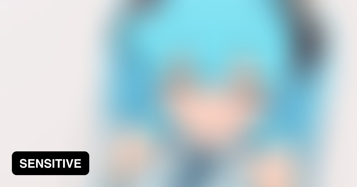 Miku's thicc thighs. - 9GAG