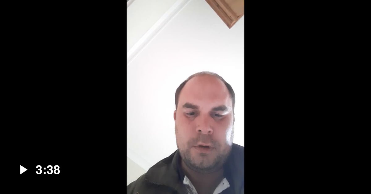 Famous by kris klavenes about history of pierrots 1930s old book !!!!!!!!!! :) - 9GAG