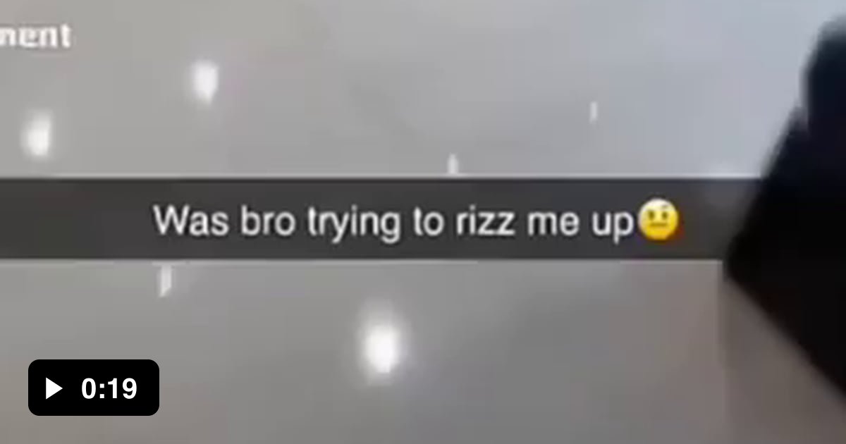 Bro tried rizzing up the customer - 9GAG