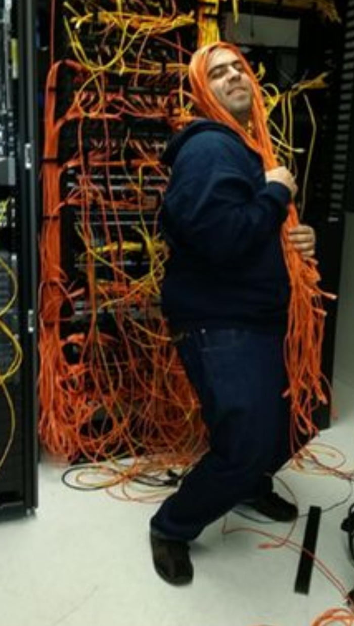 Microsoft network outage today - 9GAG