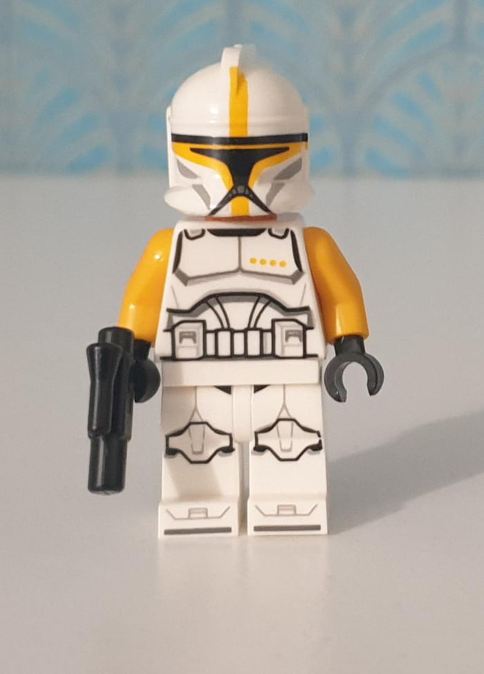 Looks like this little guy came with a derpy face ! - 9GAG