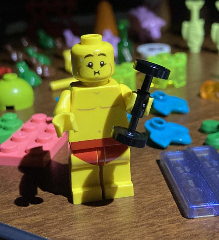 LEGO Shake Weight. - 9GAG