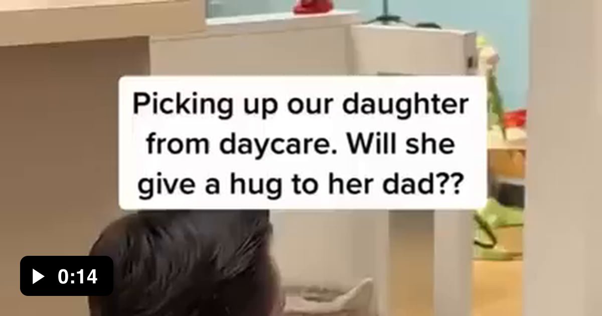 Dad thought daughter didn’t want to give him a hug - 9GAG