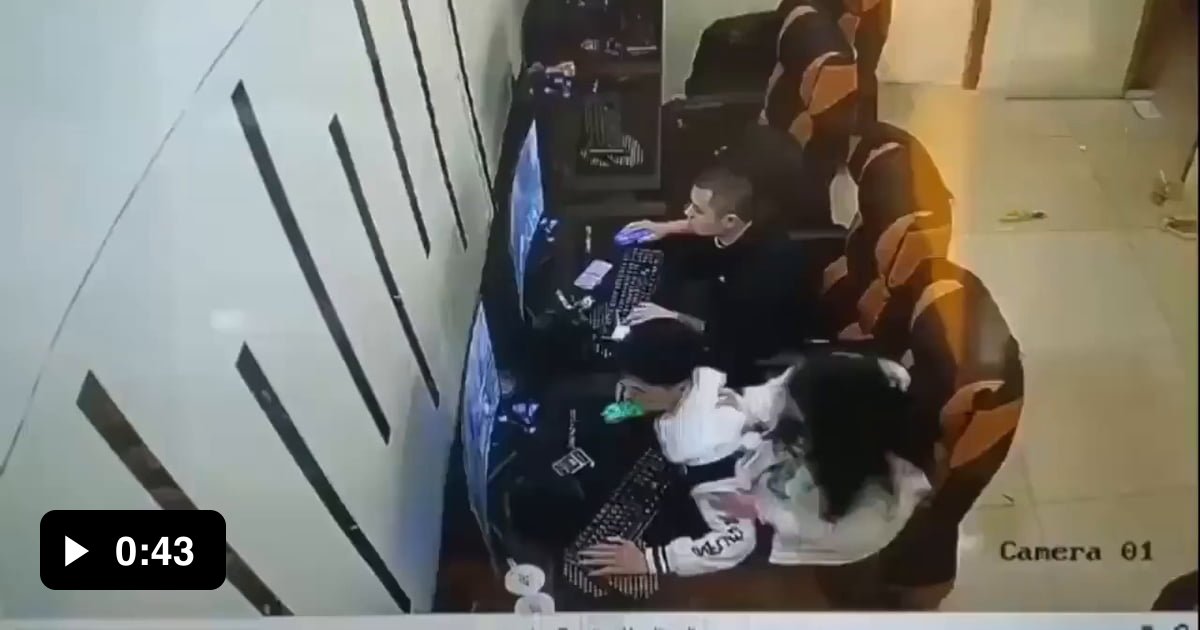 Did she disturb a 9gagger? - 9GAG