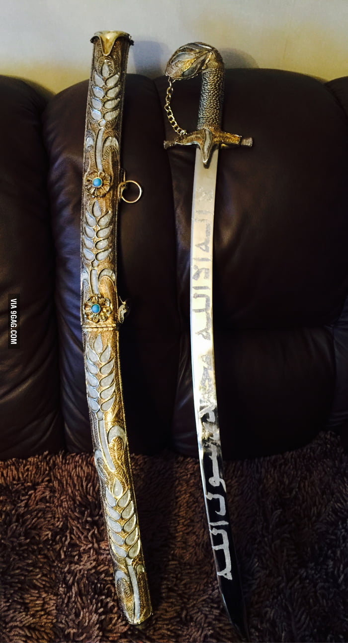 Awesome sword - 9GAG