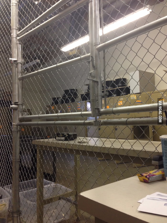 The beautiful view of my office :( - 9GAG
