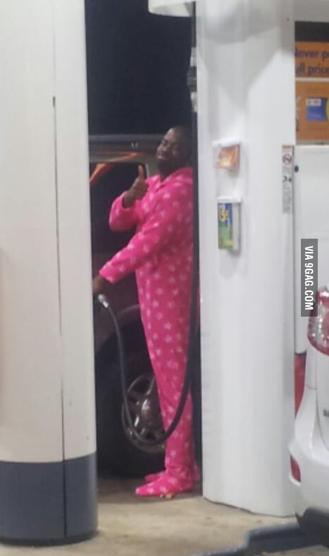 Saw this guy just casually pumping his gas. - 9GAG