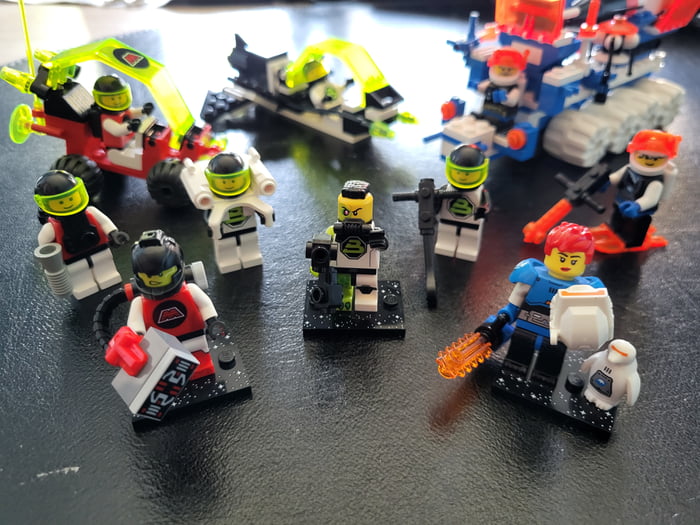 Nostalgia+Retro...1990s Lego Space Themes are referenced in the new ...