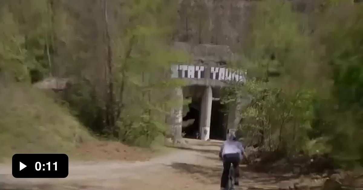 Insane Bike Loop - 9GAG