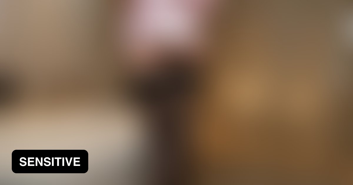 Thighhighs with short robe beautiful combination - 9GAG