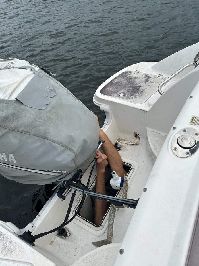 Life As A Boat Mechanic 9GAG life-as-a-boat-mechanic-9gag