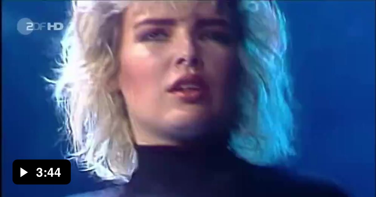 Friday in 1986 hit different…but whatevs! PAAARRTTYYYYYY!!! - 9GAG