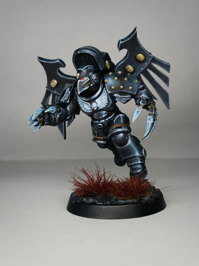 Super happy with this Primaris Raven Guard Dark Fury! - 9GAG