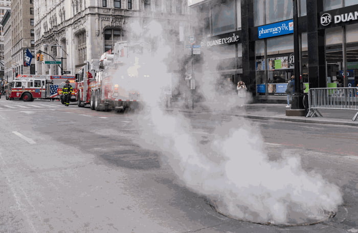 The Teenage Mutant Ninja Turtles have elected a new Pope - 9GAG