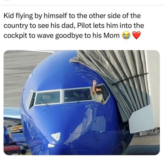 Heartwarming goodbye from the cockpit - 9GAG