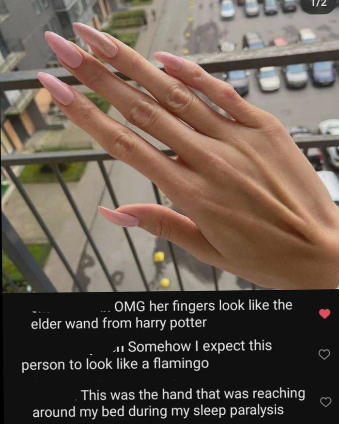 Those are some LONG fingers ngl - 9GAG