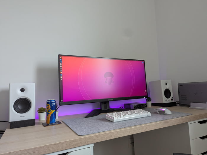 What you think ? Any upgrades for minimal look ? - 9GAG