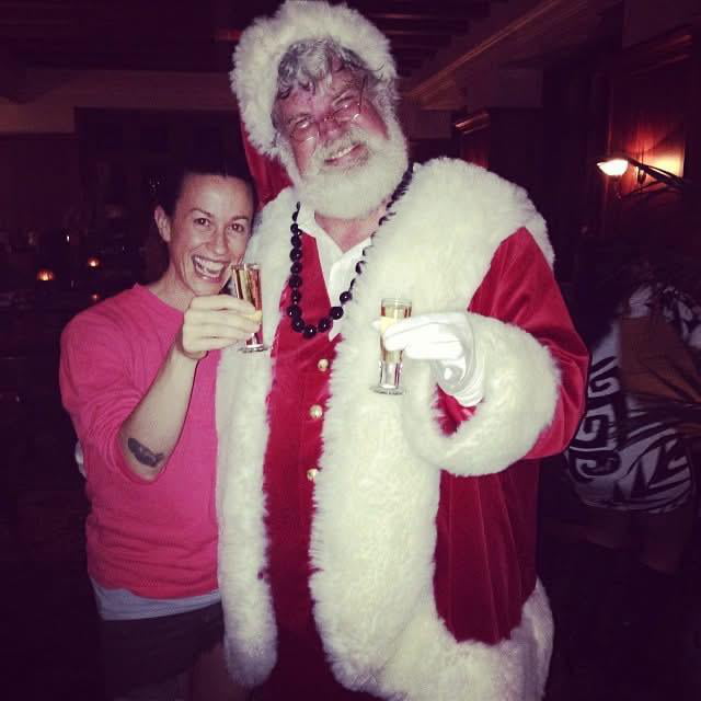 ALANIS MORISSETTE doing shots with Santa! 1992 - 9GAG